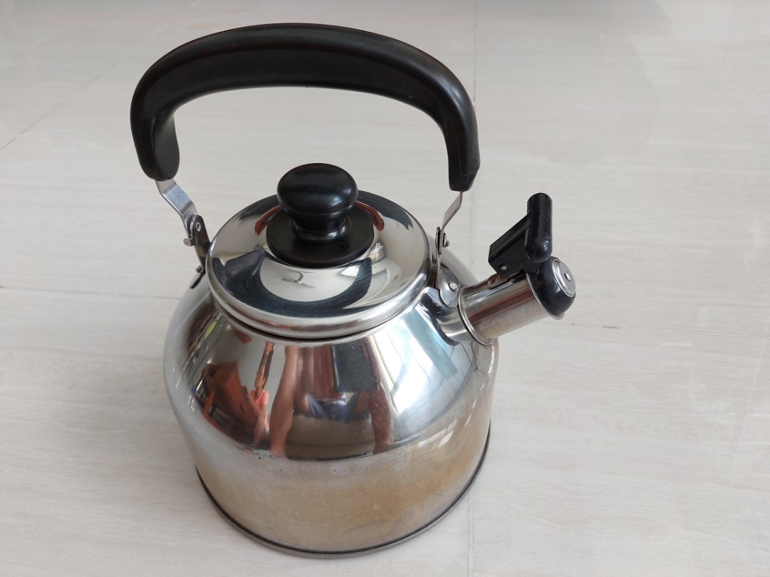 Bibi gas stove kettle, TV & Home Appliances, Kitchen Appliances ...
