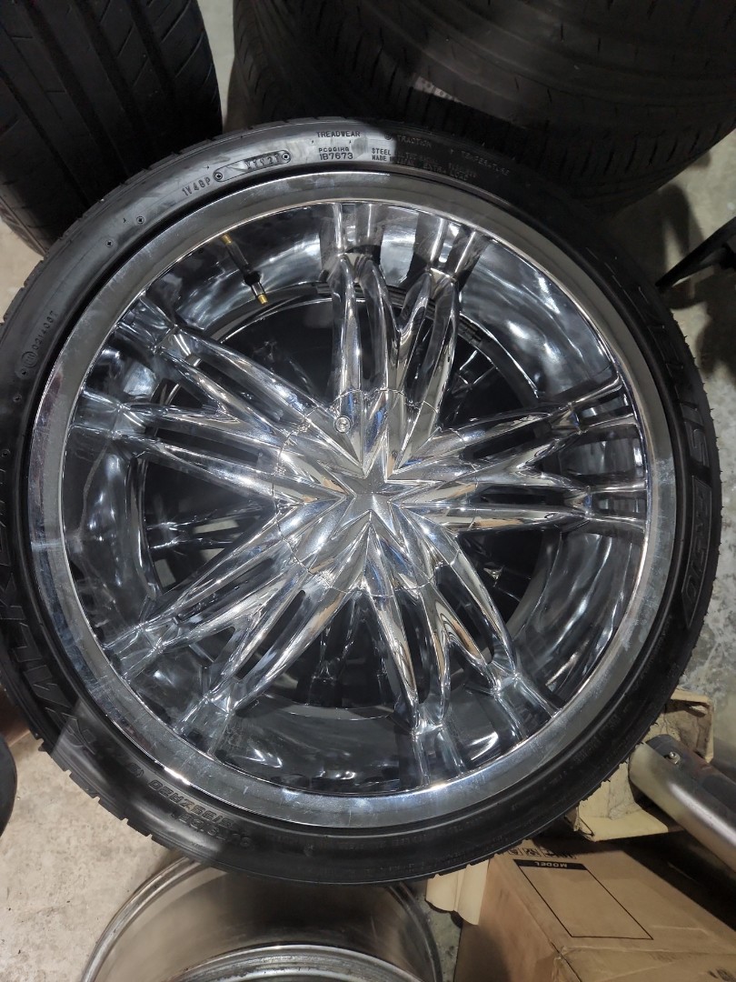 Chrome rim, Car Accessories, Tyres & Rims on Carousell