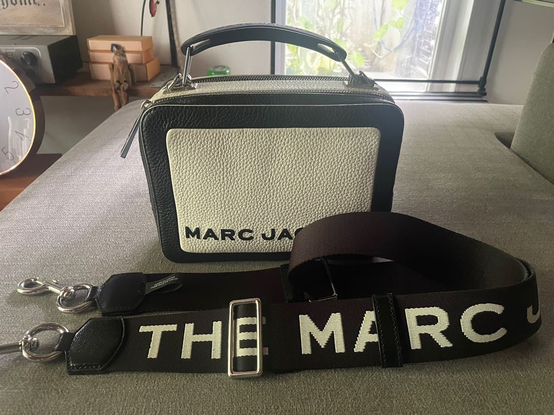 Marc Jacobs Mini Box, Women's Fashion, Bags & Wallets, Cross-body Bags ...