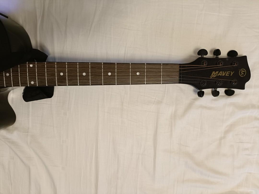 MAVEY ACOUSTIC GUITAR, Hobbies & Toys, Music & Media, Musical ...