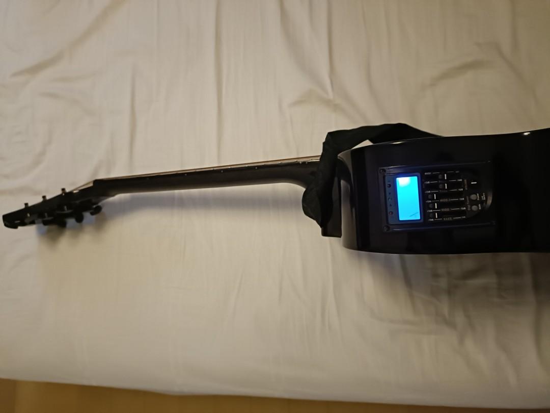 MAVEY ACOUSTIC GUITAR, Hobbies & Toys, Music & Media, Musical ...