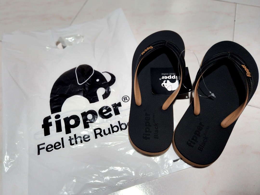 Men's Flipper Slippers / Flip flops - UK9, Men's Fashion, Footwear ...