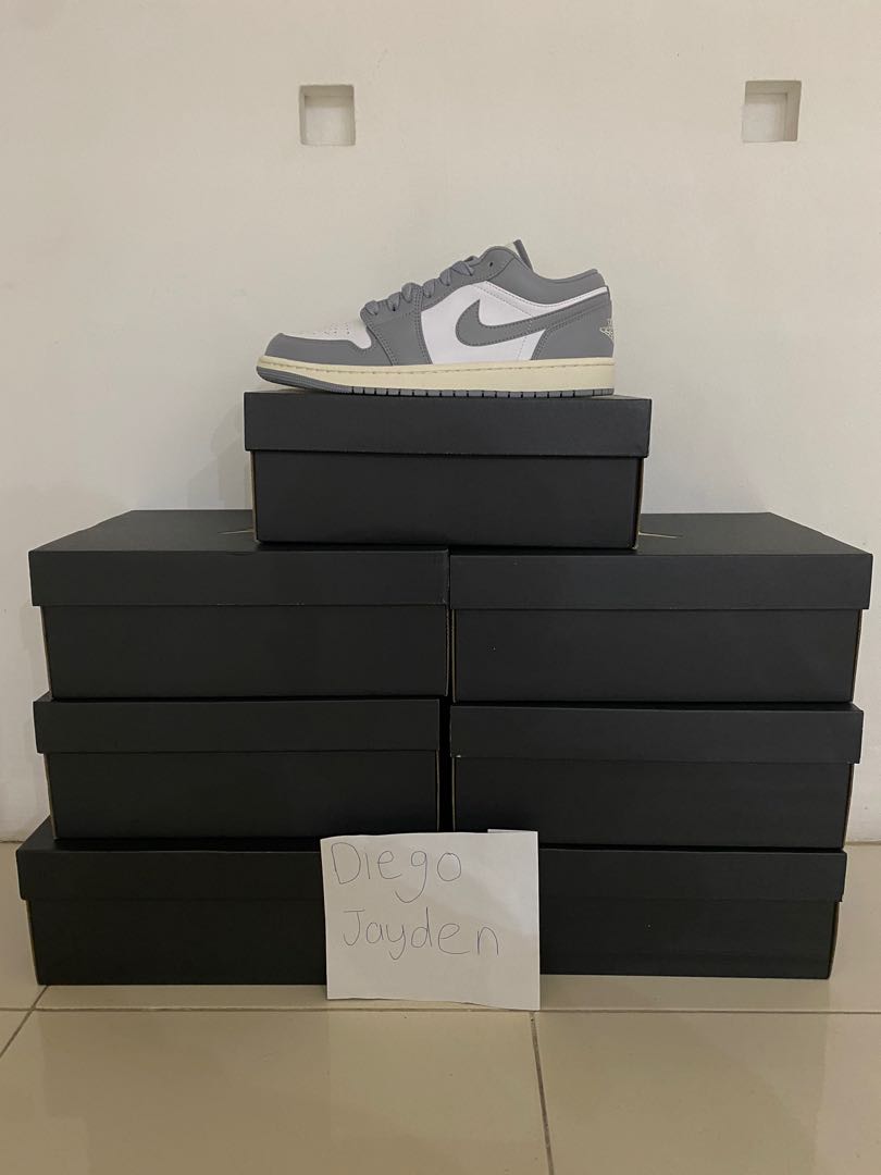 [Multiple Sizes] Air Jordan 1 Low Vintage Grey, Men's Fashion, Footwear ...