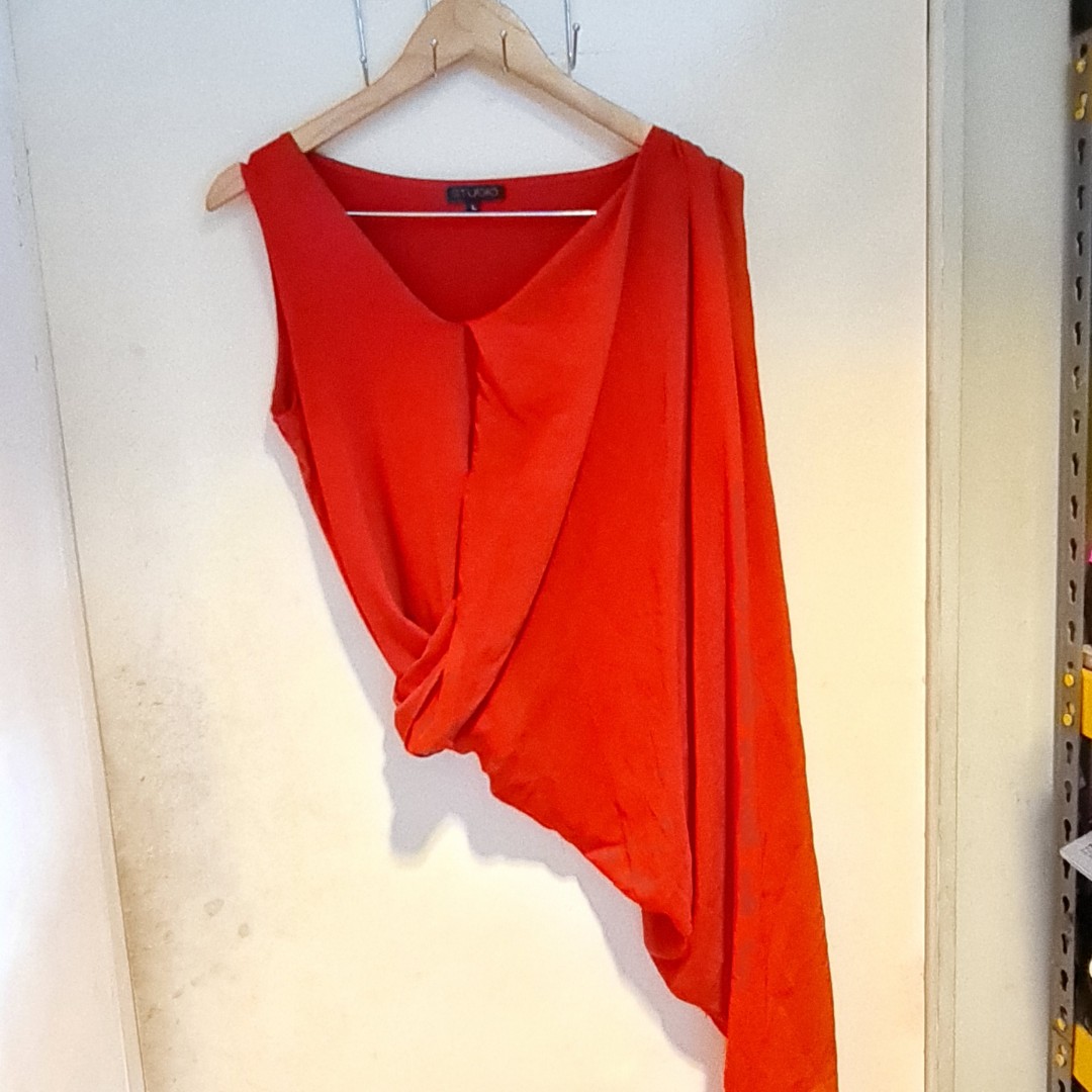 red STUDIO draped layered venus blouse L, Women's Fashion, Tops ...
