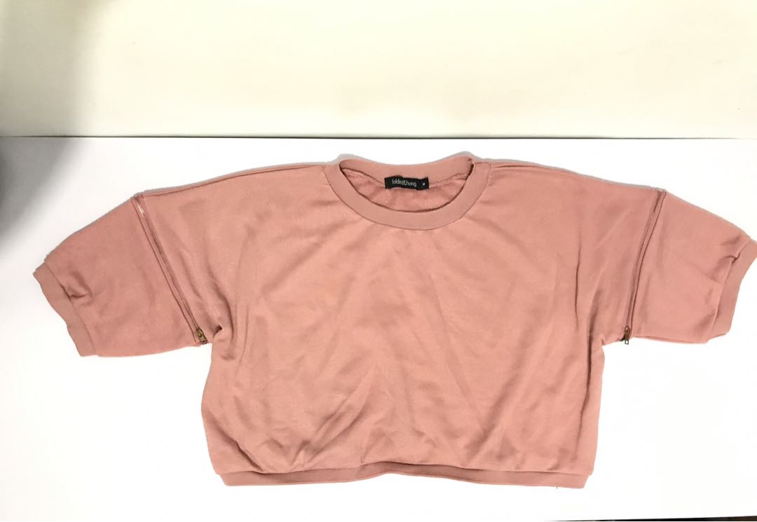 Rose Pink croptop with zipper folded&hung, Women's Fashion, Tops ...