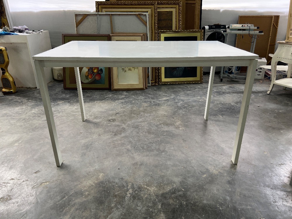 Wooden Rectangular Table White Colour / Meja Segiempat Kayu Warna Putih ...