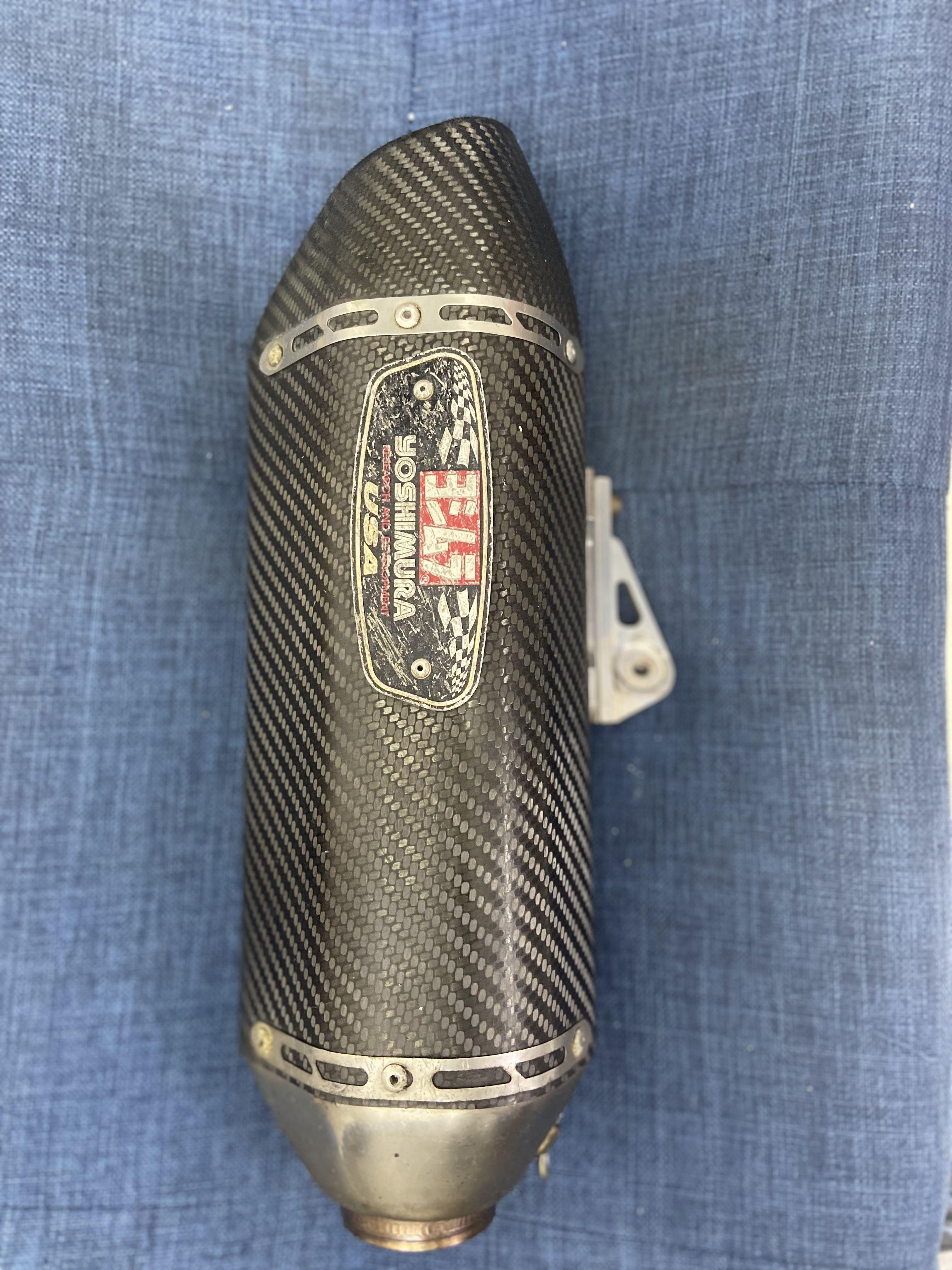 Yoshimura Original Full Carbon Muffler (R77), Auto Accessories on Carousell