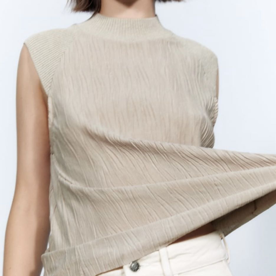 ZARA Pleated Contrast Top, Women's Fashion, Tops, Sleeveless on Carousell