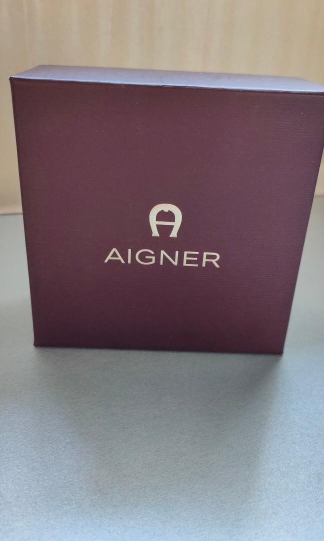 Aigner gift box, Looking For on Carousell