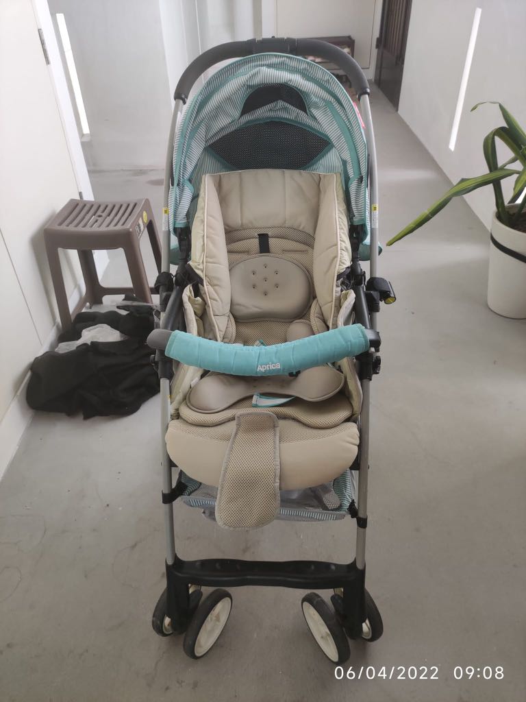 Aprica stroller, Babies & Kids, Going Out, Strollers on Carousell