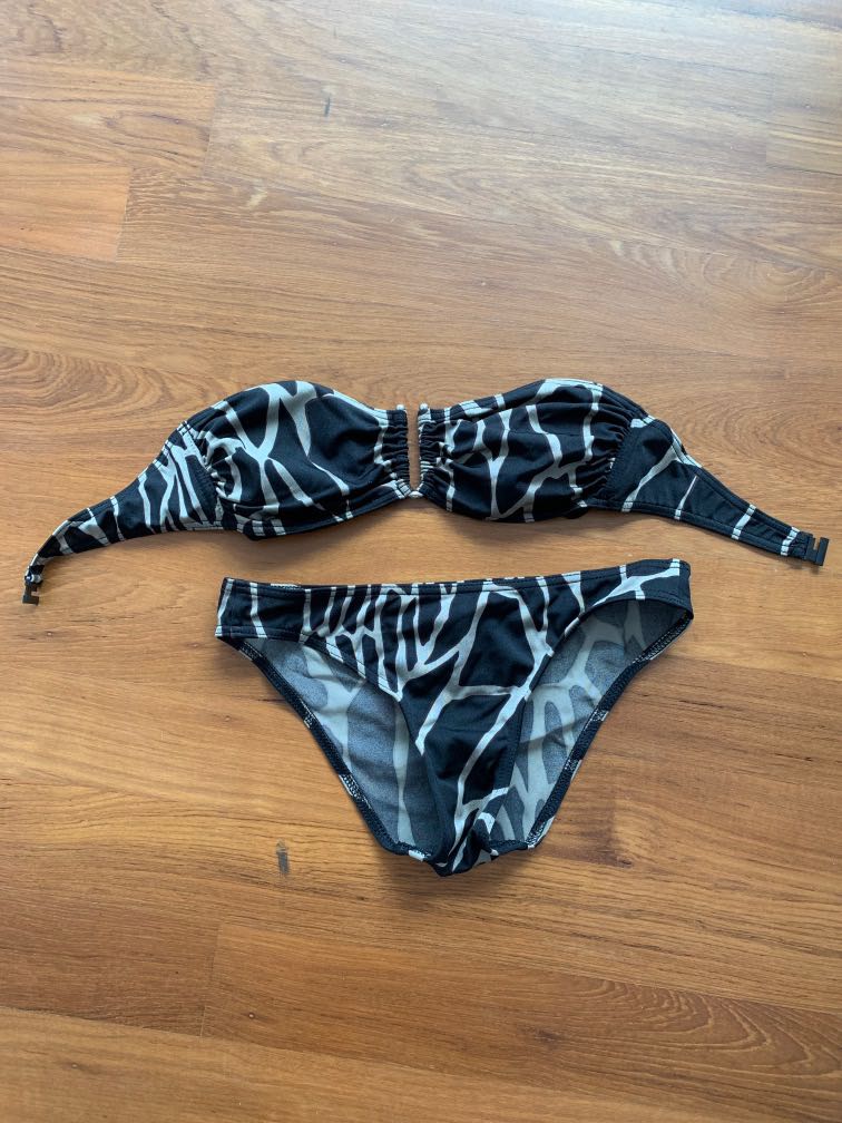 ASOS bikini set swimwear, Women's Fashion, Swimwear, Bikinis ...