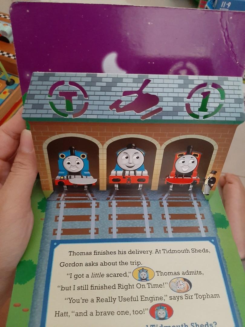 Buku pop up thomas, Buku & Alat Tulis, Buku Anak-Anak di Carousell