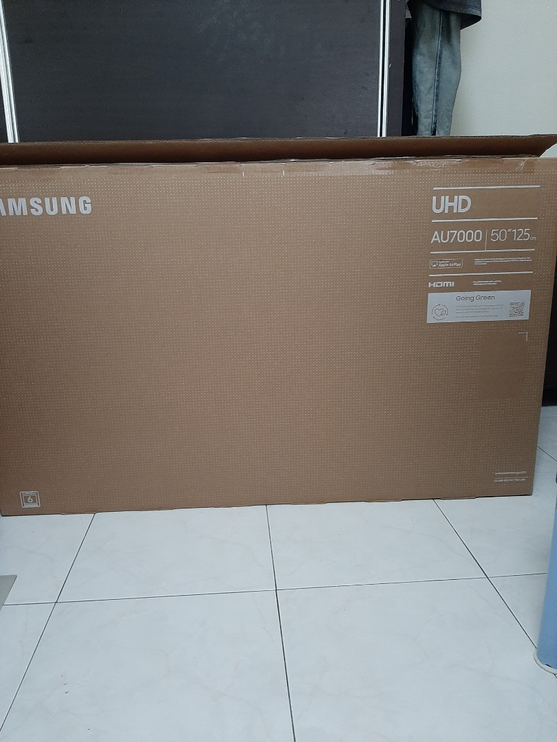 Empty TV Box 50", TV & Home Appliances, TV & Entertainment, TV Parts ...