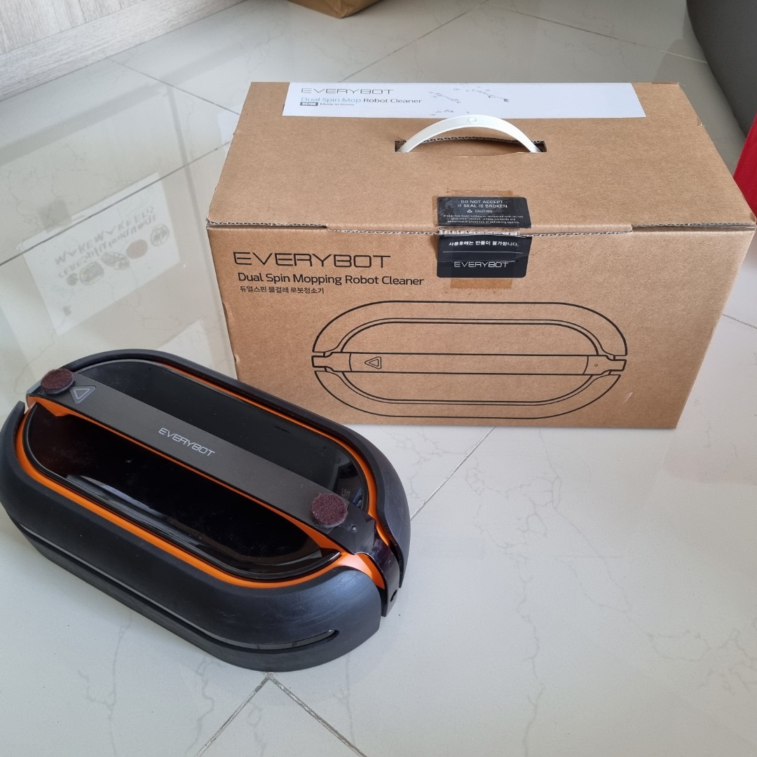 Everybot RS700 Robot Mop, TV & Home Appliances, Vacuum Cleaner & Housekeeping on Carousell