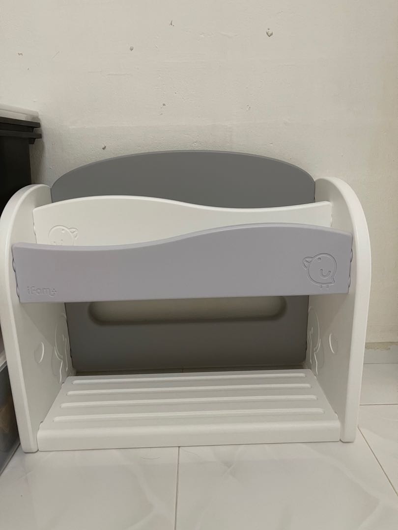 iFam Easy Wave Book Shelf, Babies & Kids, Baby Nursery & Kids Furniture ...