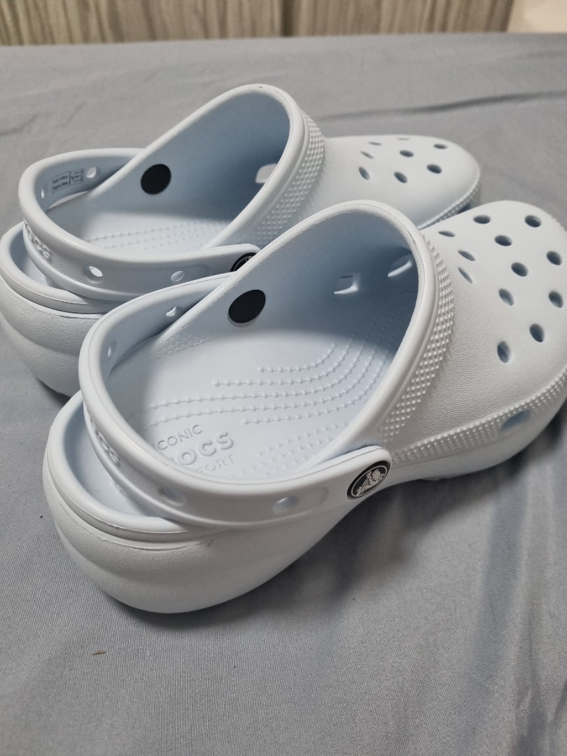 light blue platform crocs, Women's Fashion, Footwear, Flipflops and ...