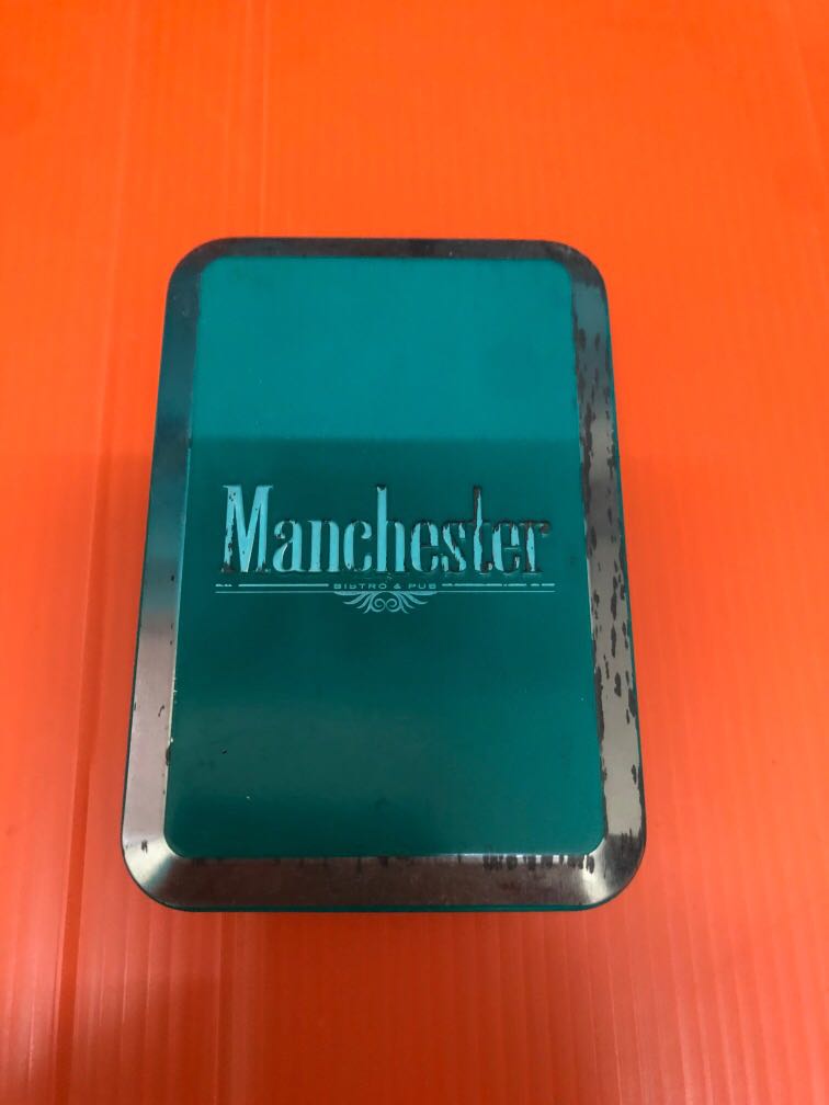 MANCHESTER CIGARETTE BOX, Hobbies & Toys, Collectibles & Memorabilia ...