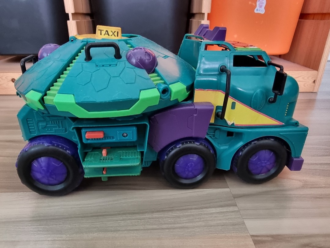 Ninja Turtle Tank, Hobbies & Toys, Toys & Games on Carousell