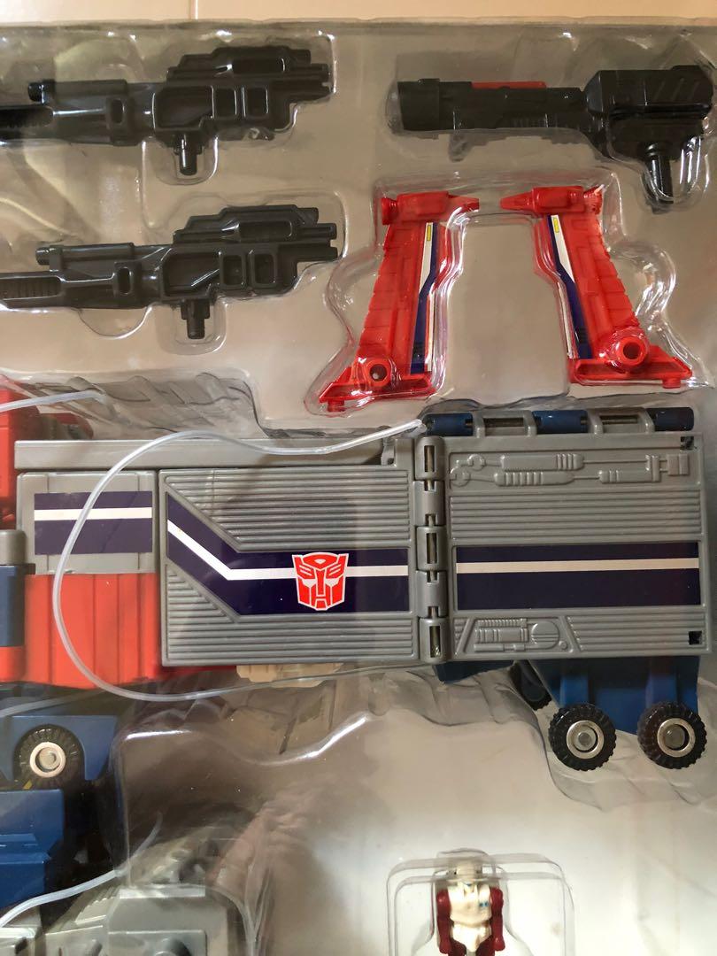 PowerMaster Optimus Prime with Apex Armor G1 Re-Issue Godginrai ...