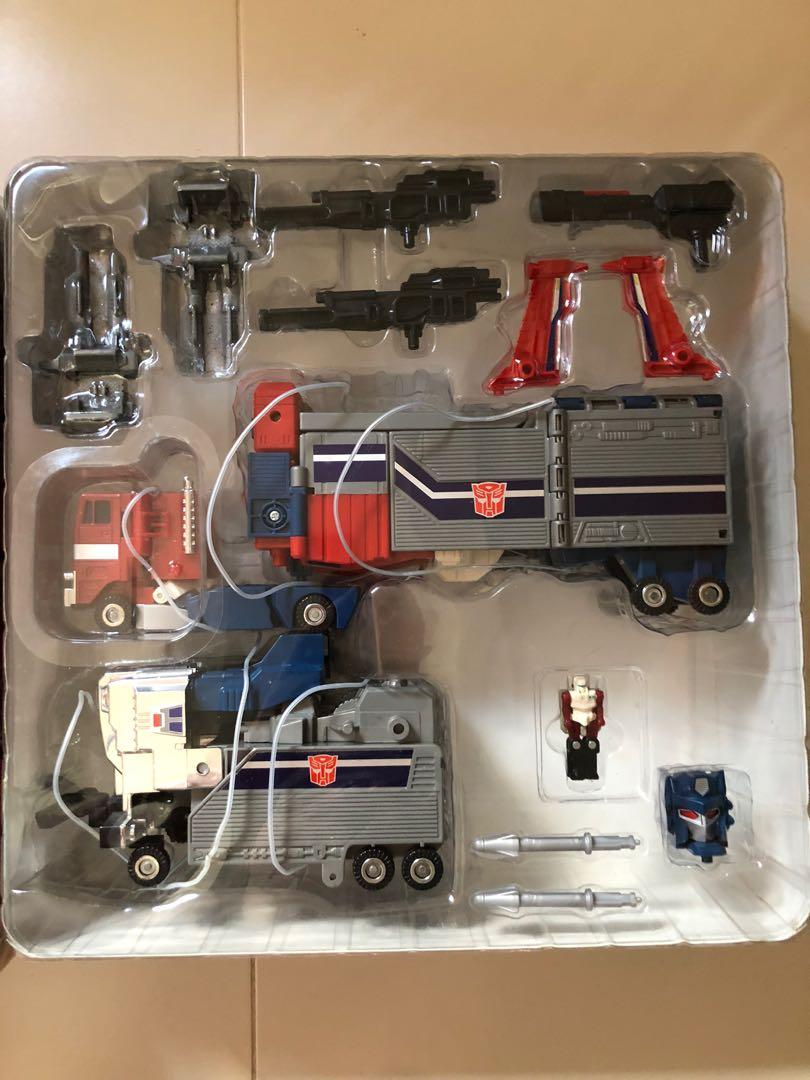 PowerMaster Optimus Prime with Apex Armor G1 Re-Issue Godginrai ...
