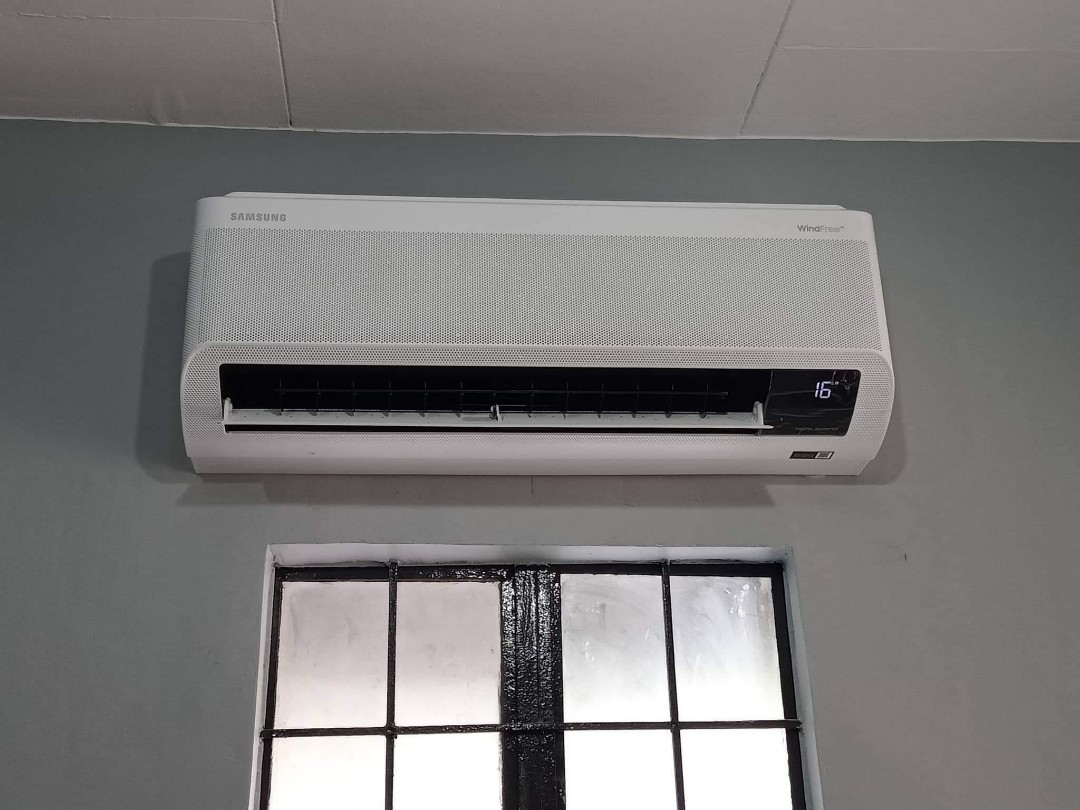 Samsung Split Type Inverter Aircon With Free Installations Brand New
