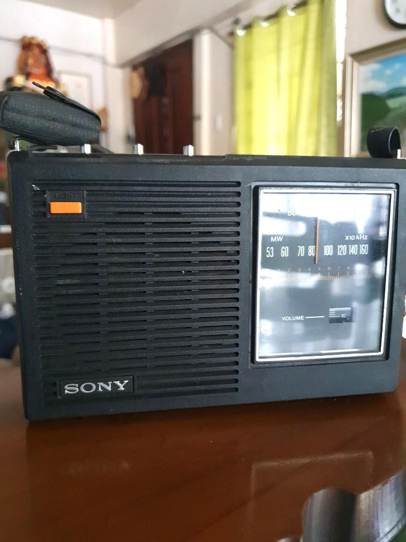 Sony Solid State TR -8060 Portable Radio, Audio, Portable Music Players on Carousell