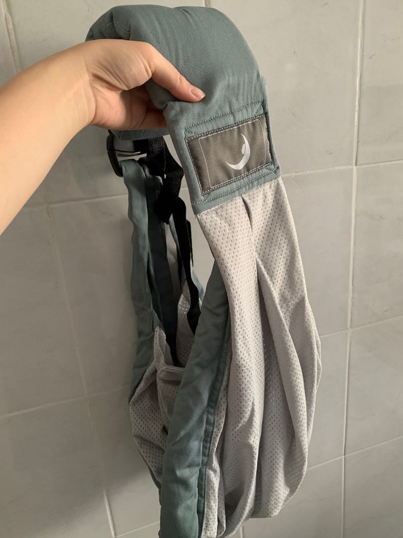 The Baba Sling, Babies & Kids, Going Out, Carriers & Slings on Carousell