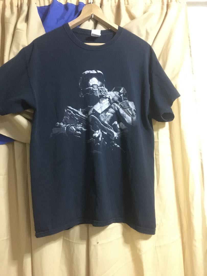 Vintage Halo 4 shirt gamestop employee exclusive, Men's Fashion, Tops ...
