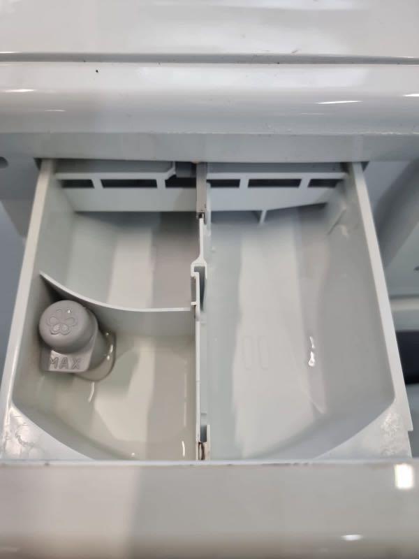 WHIRLPOOL WWDE 7512 7KG WASHER+5KG DRYER 2IN1 $380 Delivery add $50 One ...