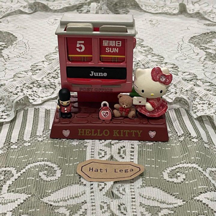 2006 Sanrio Hello Kitty Post Office Calendar Figure | kalender pajangan ...
