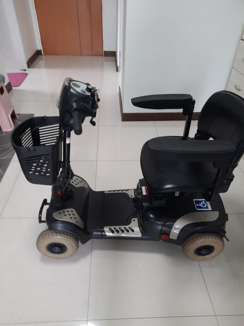 4-Wheel Personal Mobility Device (Used), Sports Equipment, PMDs, E ...