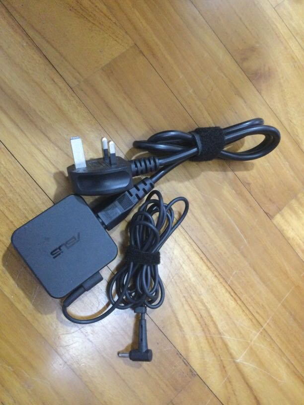 Asus laptop cable and adaptor, Computers & Tech, Parts & Accessories ...