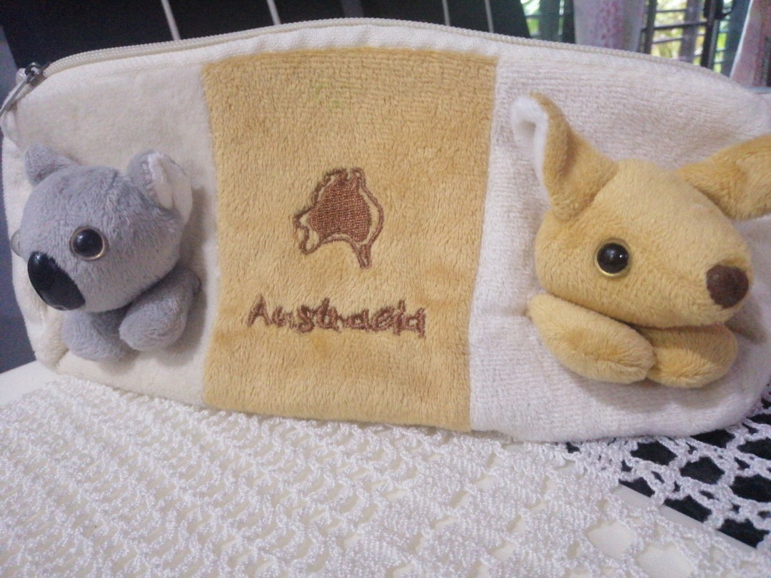 Australia Koala/Kangaroo Pencil Case Pouch, Hobbies & Toys, Stationery ...