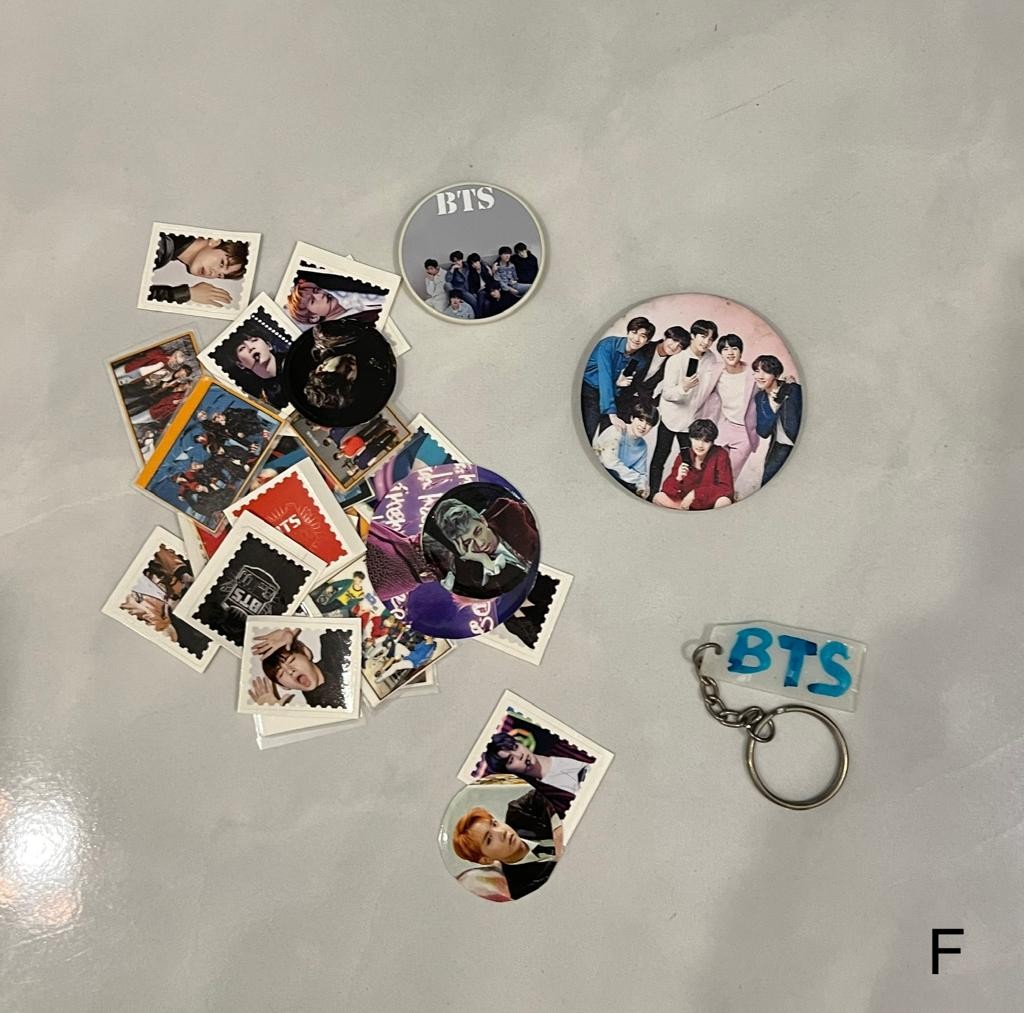 BTS BATCH + SMALL STICKERS & CUTOUTS (FREE KEYCHAIN!!), Everything Else ...
