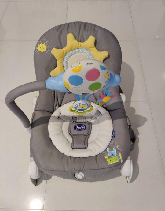 Chicco Baby Rocker/bouncer, Babies & Kids, Infant Playtime on Carousell