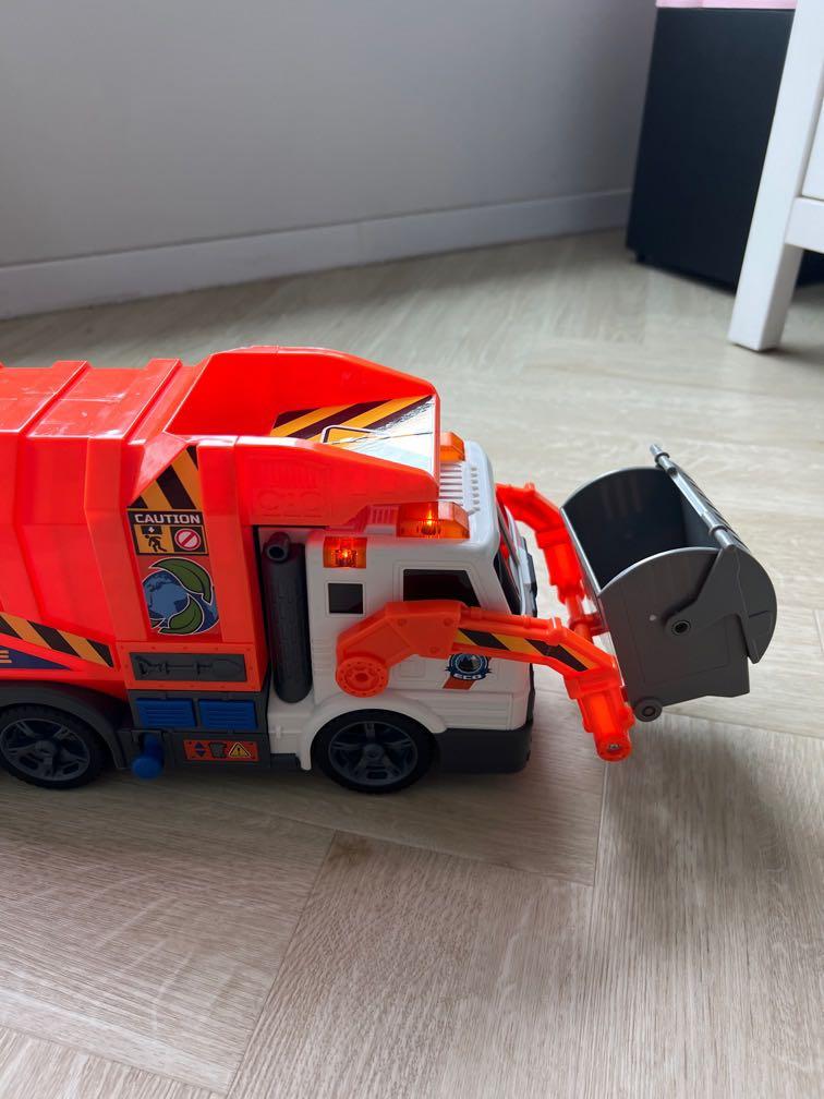 Dickie front loading garbage truck, Hobbies & Toys, Toys & Games on ...
