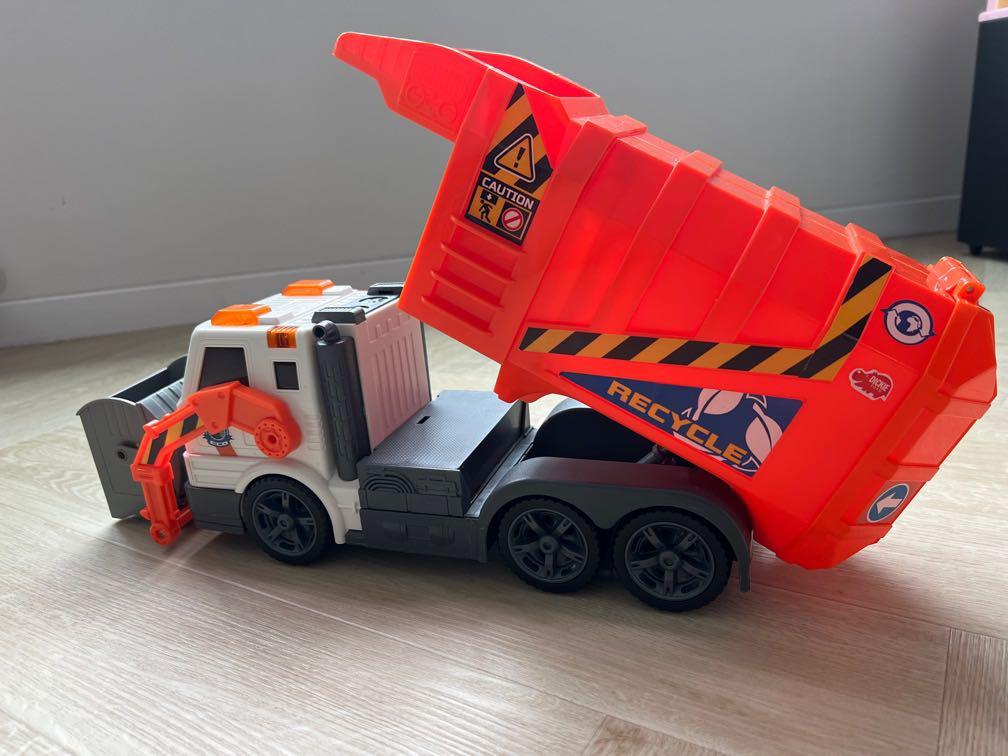 Dickie front loading garbage truck, Hobbies & Toys, Toys & Games on ...
