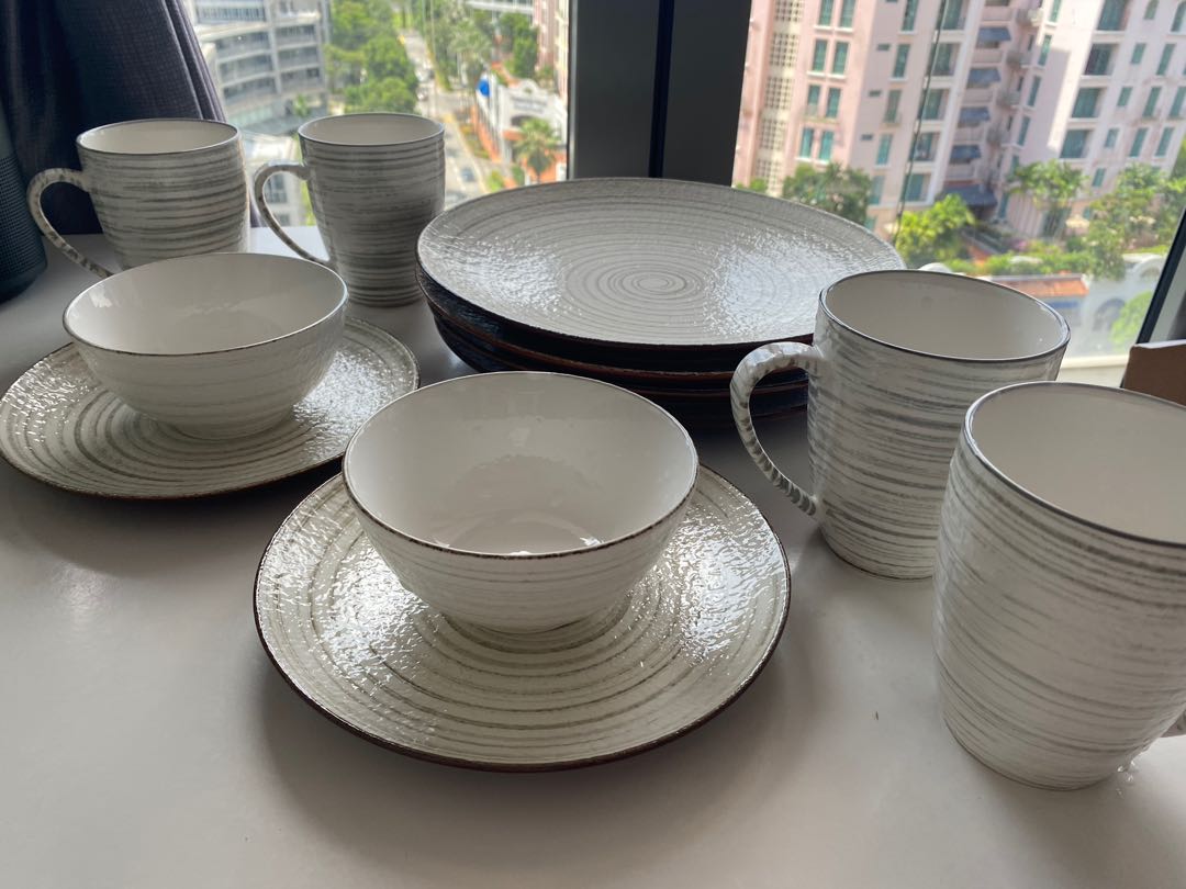 Hooga dishes set, Furniture & Home Living, Kitchenware & Tableware ...