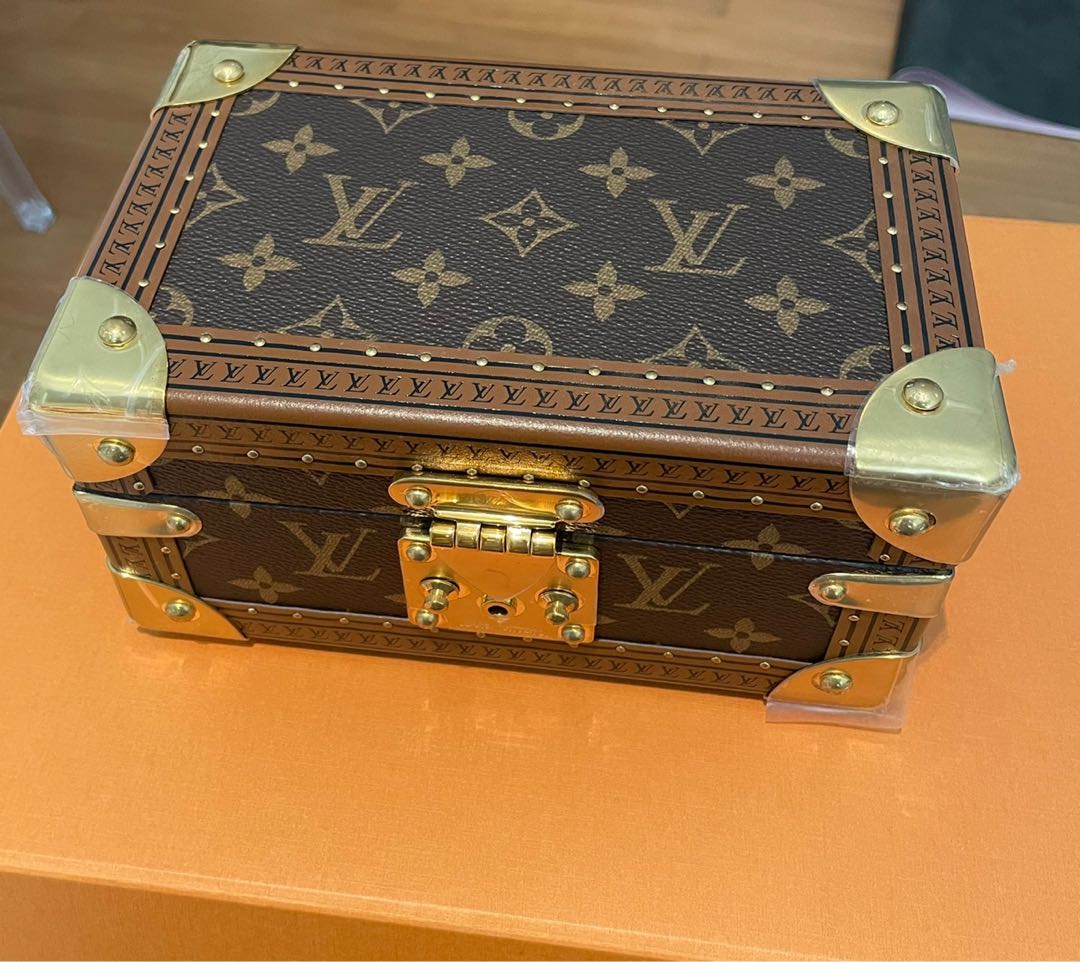 Louis Vuitton Jewerly box LV coffret Tresor 20 M20037 Trunk Box red ...