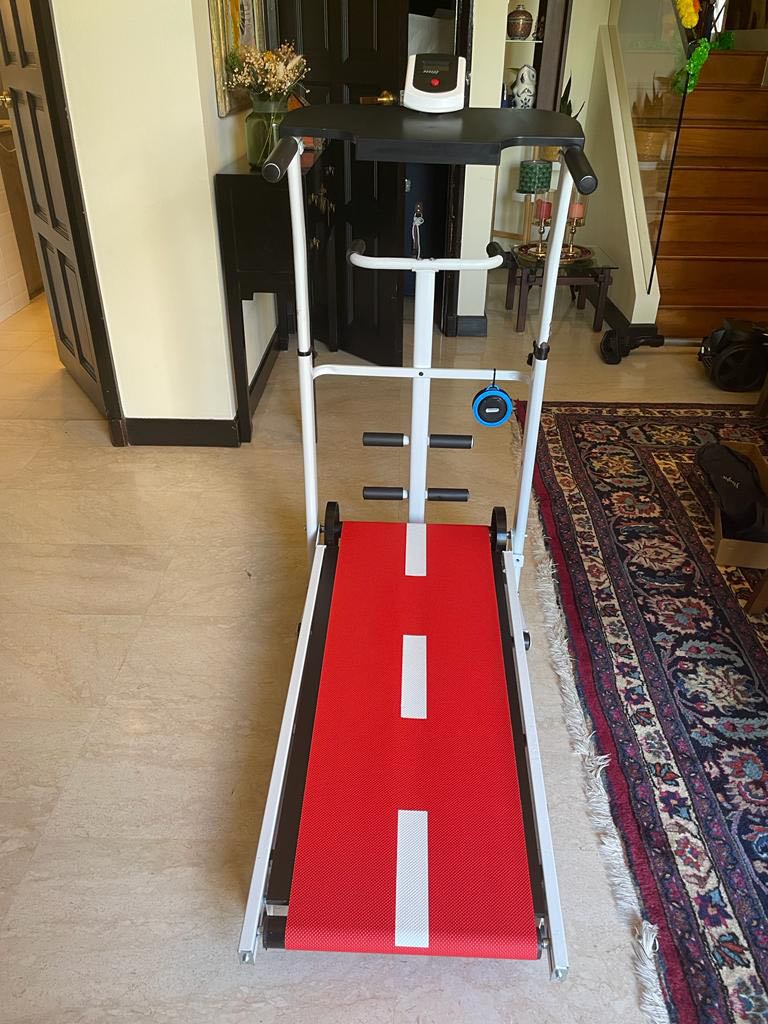 Manual treadmill - Max workout at home, Sports Equipment, Exercise ...