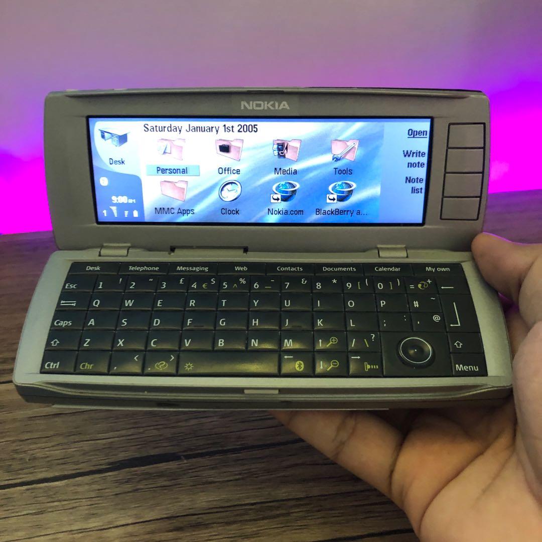 Nokia 9500 Communicator | Rare Vintage Phone, Mobile Phones & Gadgets ...
