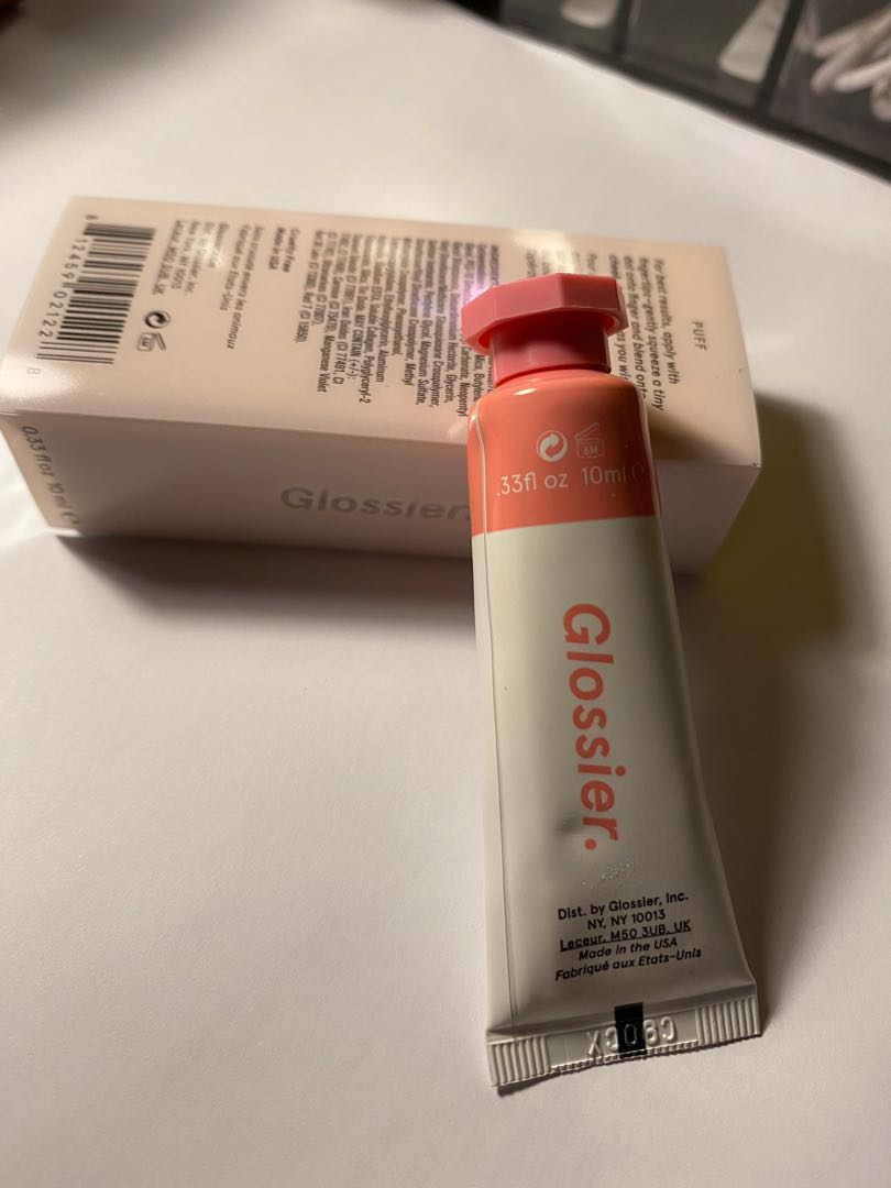 Original Glossier Cloud Paint Blush in the shade Puff, Beauty ...