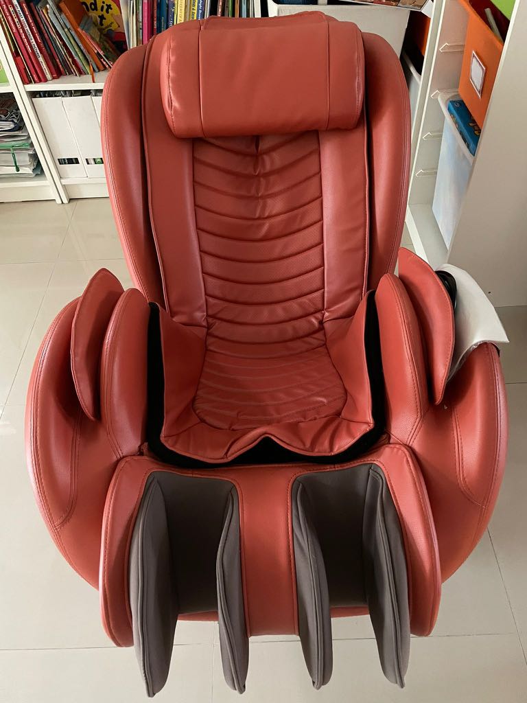 OSIM uDivine Mini 2 Massage Chair, Health & Nutrition, Massage Devices ...
