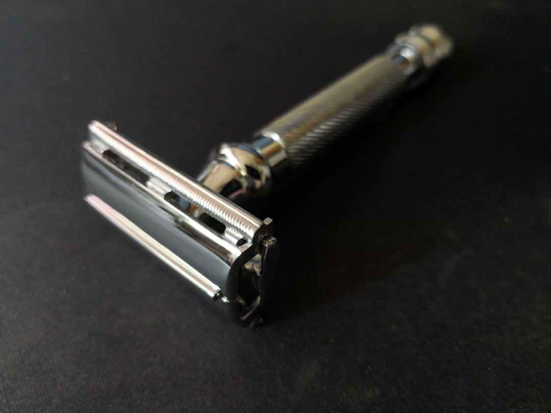 Parker 99r Double Edge Safety Razor, Beauty & Personal Care, Men's ...