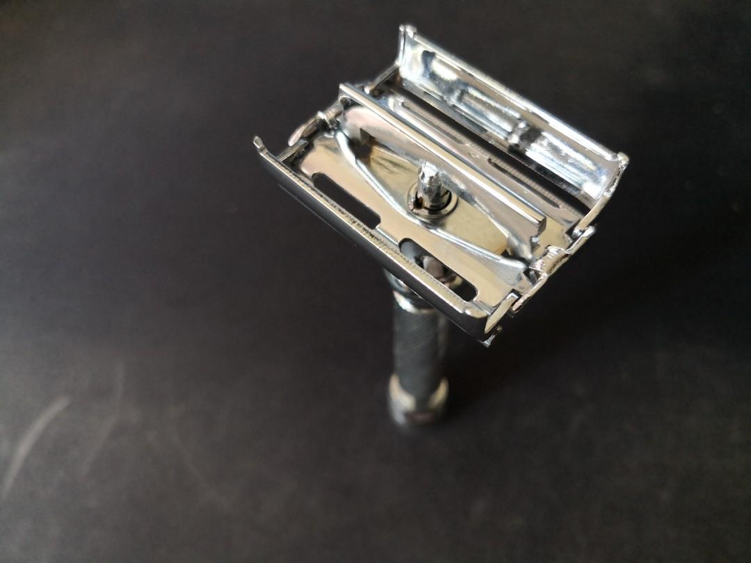 Parker 99r Double Edge Safety Razor, Beauty & Personal Care, Men's ...