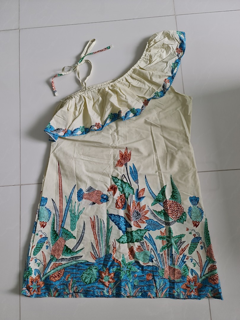 Pastel Yellow Toga Batik Dress, Women's Fashion, Dresses & Sets ...