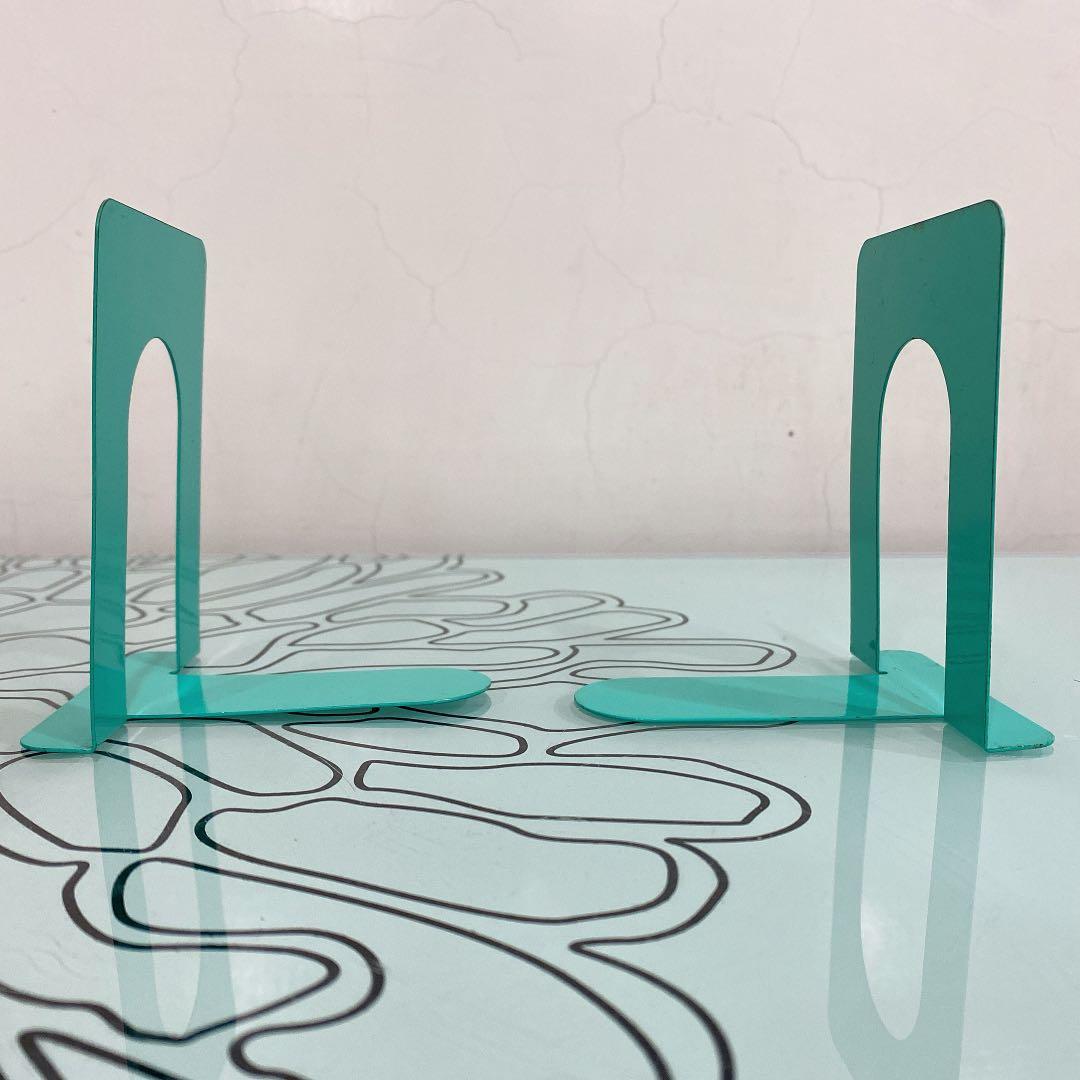 正品sanrio hello kitty 家族 putin 布丁狗 鐵製書架, 家具及居家用品, 戶外家具在旋轉拍賣