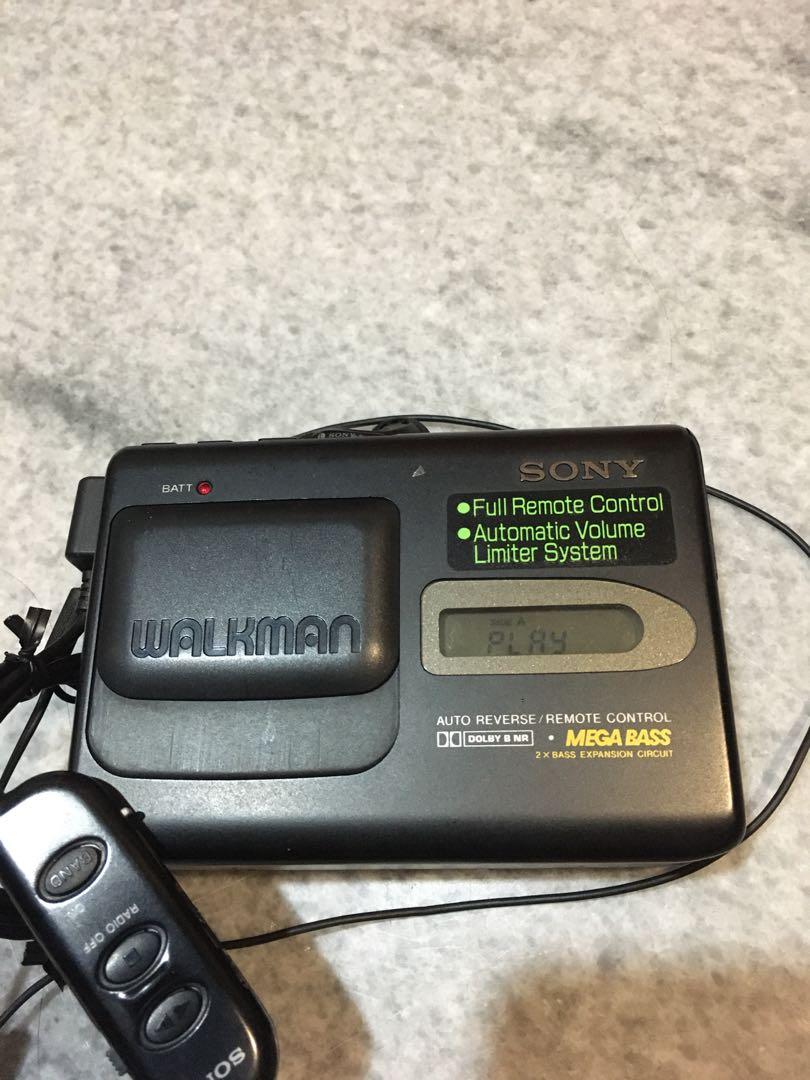 sony walkman, Hobbies & Toys, Music & Media, CDs & DVDs on Carousell