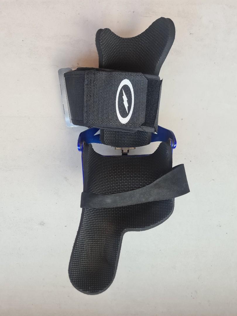 Storm gizmo xf wrist guard (right handed), Sports Equipment, Sports ...