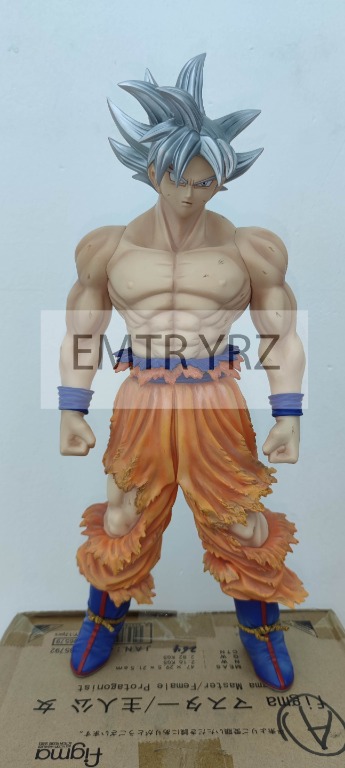 X-Plus GIGANTIC Series Dragon Ball Super Son Goku Ultra Instinct (No ...